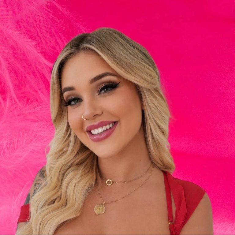 Kali Roses: Meet the Instagram Model Making Waves in 2025